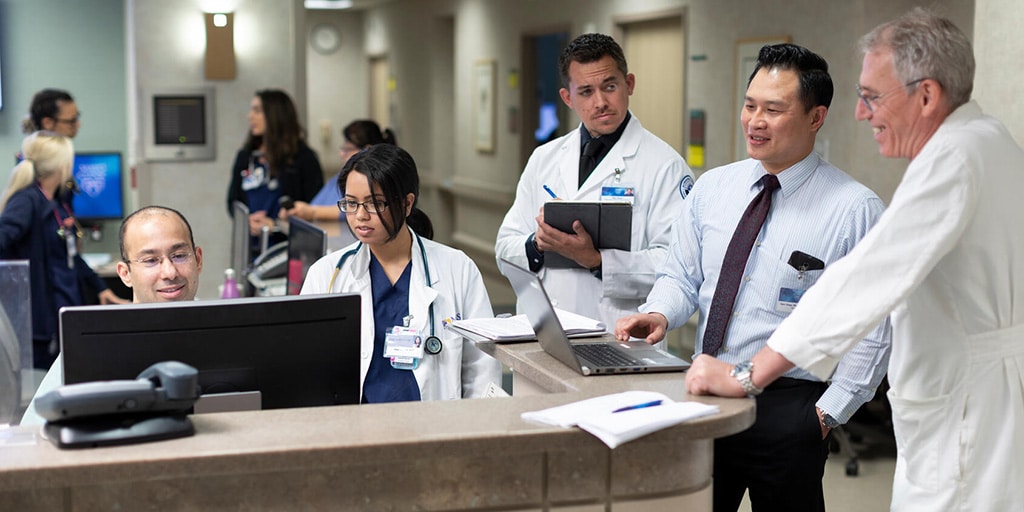 New Residents Begin Their Journey at Mayo Clinic School of Graduate ...